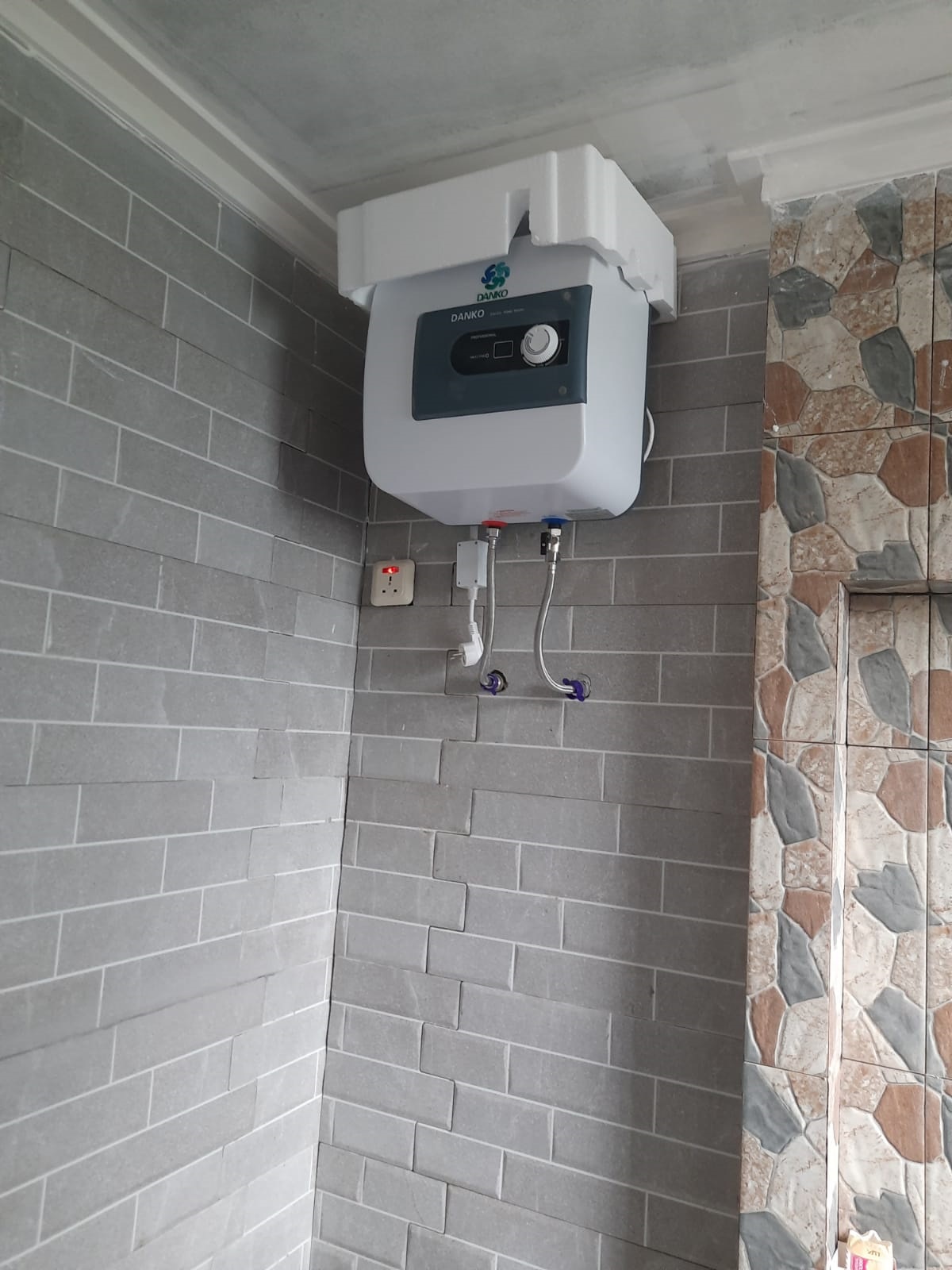 Water Heater Instan – PT. Sukma Anugerah Seroja